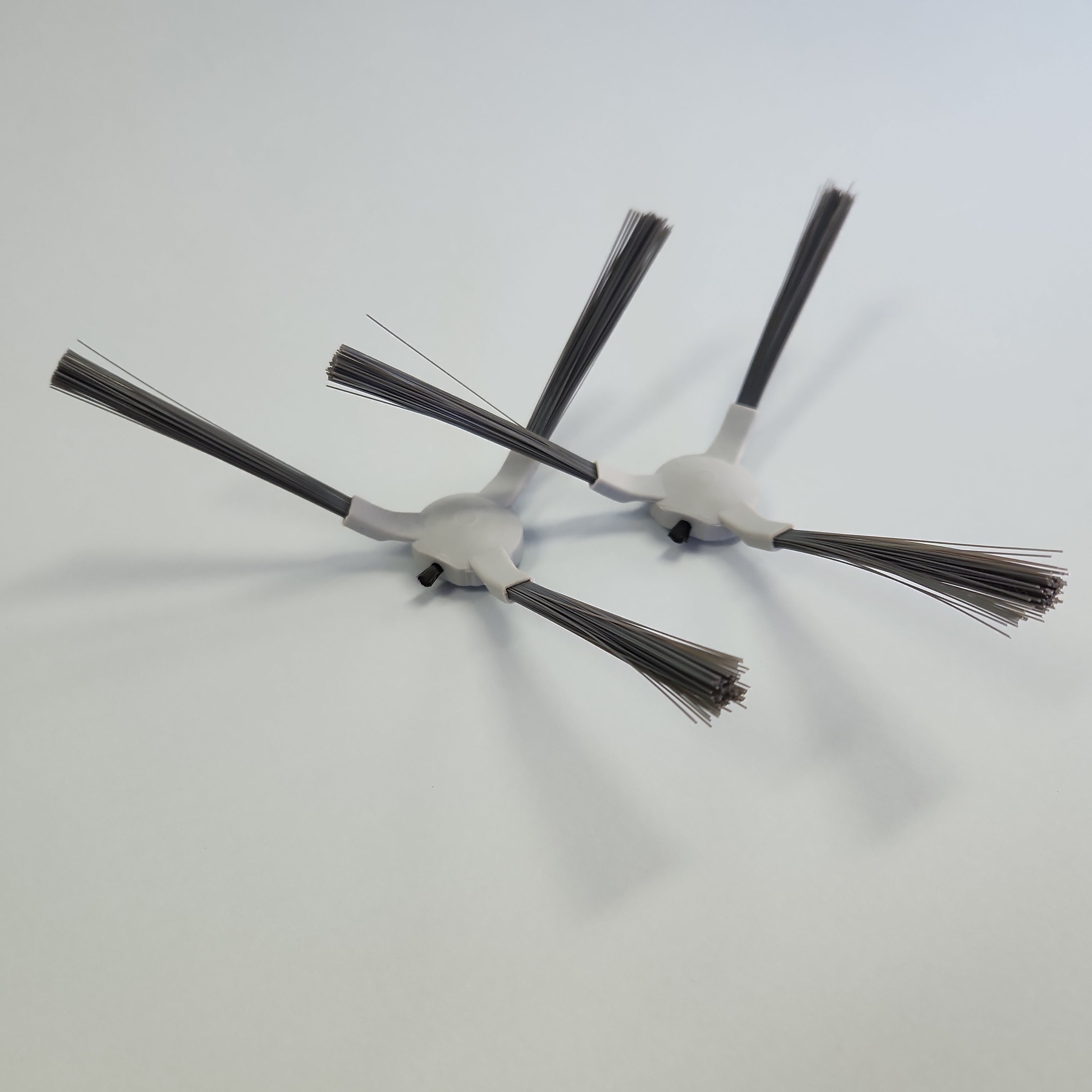 Side brushes (2pk) for Magivaac Robot Vacuums – Lenoxx Electronics