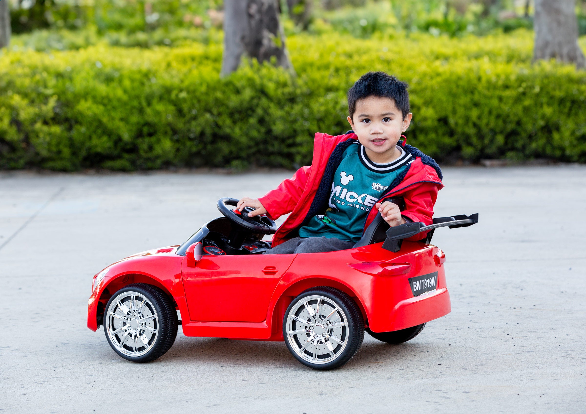 Mercedes-inspired Design Ride-on (Red) Electric Car with Parental Remo ...