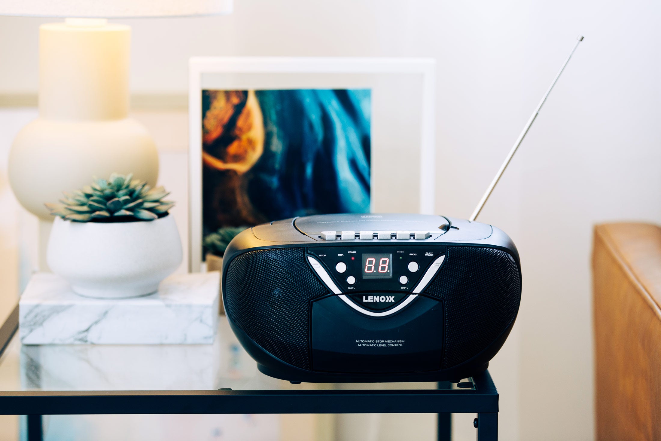 Portable CD/Cassette Player | Lenoxx Electronics Australia